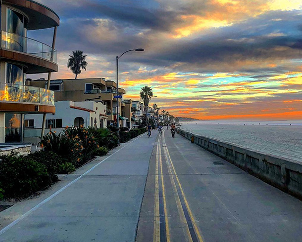 Beachside San Diego Hotel with Pool | Pacific Shores Inn